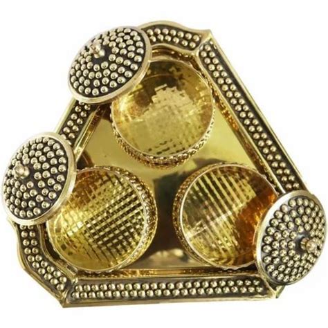 83 Inch Brass Trays At ₹ 620piece Brass Serving Trays In New Delhi Id 2855202050733