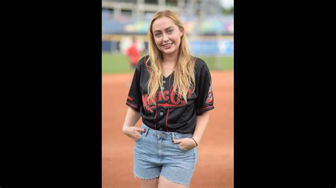 Братята и сестрите на някои от най големите звезди в света Nova Bg