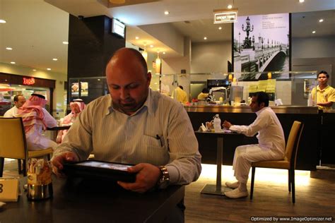 Digital Menu Boards Are They Worth Your Investment LamasaTech