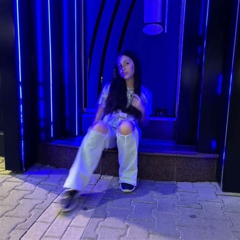 Nikol ᥫ᭡ Chernikovvanikol • Threads Say More