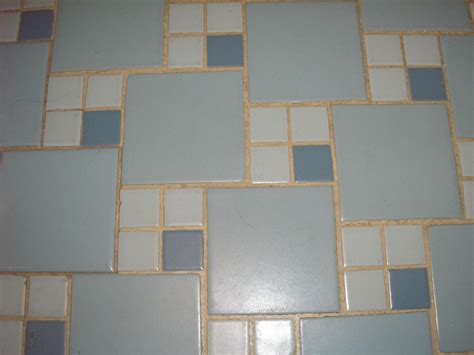 Replicating Alice S Blue S Bathroom Tile Floor Retro Renovation