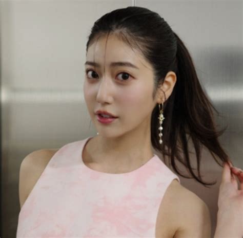 “令和の峰不二子”阿部なつき25歳、美クビレ際立つ“ワンピ”姿が「スタイル抜群」 テレビ出演が急増中 エンタメ ニュース ｜クランクイン！