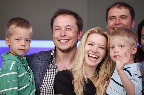 Elon Musks Daughter Vivian Is Seen For First Time Since Legally
