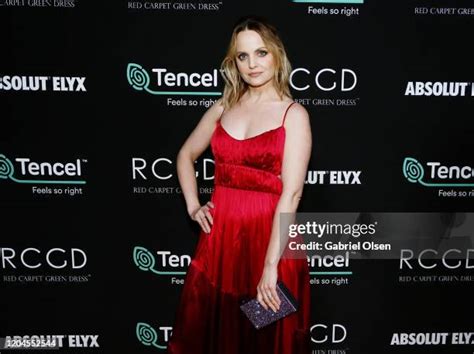 Mena Suvari Photos Photos And Premium High Res Pictures Getty Images