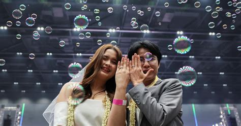In Pictures Thailand Holds Its First Same Sex Weddings January 23
