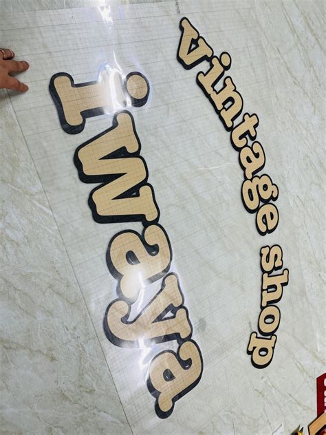 가게 로고 홍보 인테리어 입구 커스텀 큰 대형 유리 창 문 시트지 시트컷팅 디자인 제작 오픈클로즈 영업시간 마크 이름 스티커