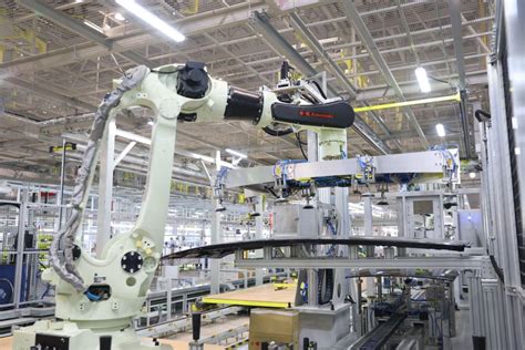 长安汽车数智工厂正式揭牌 中国机器人网