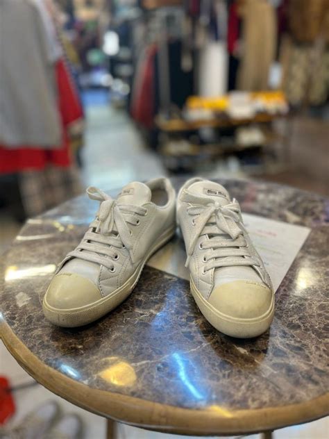 37반 240 245 정품 미우미우 스니커즈 팝니다 헬로마켓