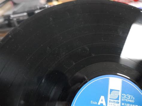 【阿輝の古物】黑膠唱片lp 齊豫 橄欖樹 無歌詞 有刮痕污漬 新格牌 E06 1元起標無底價 Yahoo奇摩拍賣