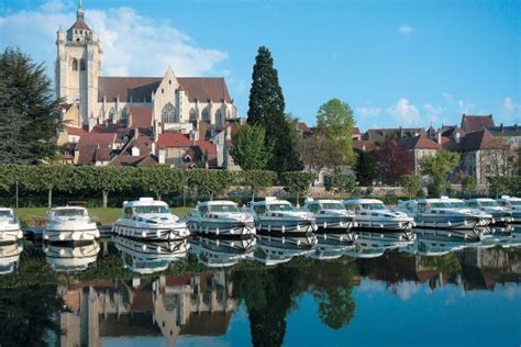 Hausboote ab Dole mieten ️ Doubs und Saone erkunden