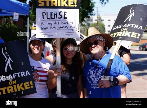 Photo By Gotpap Star Max Ipx 2023 8 17 23 Meredith Salenger Alice