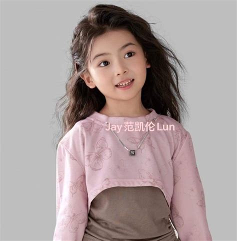 今年的秋季 有你真甜 可愛い小熊 萌萌噠 小熊公主 媽媽的掌上明珠 爸爸最疼的小公主 可愛爆表 記錄小熊童年生活 小姑娘