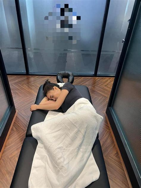 Ninh Dương Lan Ngọc tiết lộ không còn sức suy sụp bước đi không nổi Saostar vn