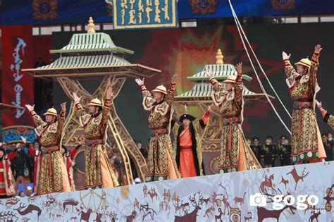 ФОТО Үндэсний их баяр НААДМЫН НЭЭЛТЭЭС