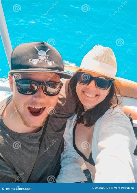 Smiling Couple Selfie Sea Vacation Stock Image Image Of Tourism Vacation 243600175
