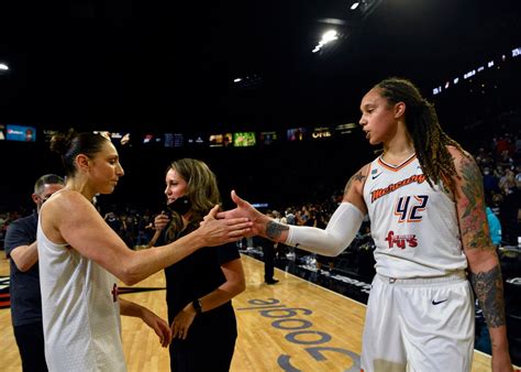Brittney Griner Plans To Play For Wnbas Mercury In 2023