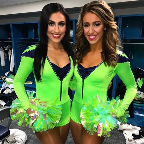 Pin By Johnny Pittmon On Sea Gals Professional Cheerleaders Nfl Cheerleaders Hot Cheerleaders