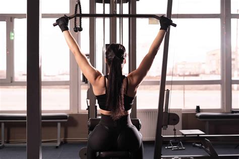 Shoulder And Back Workout For Females The Best Exercises For A Sexy Back And Toned Shoulders