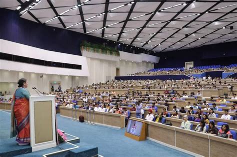 Hansraj College University Of Delhi Celebrates Its Platinum Jubilee