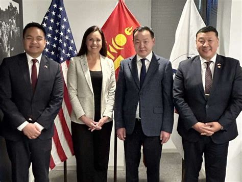 ГХЯ ны Төрийн нарийн бичгийн дарга Н Анхбаяр АНУ ын Энх тайвны корпусын