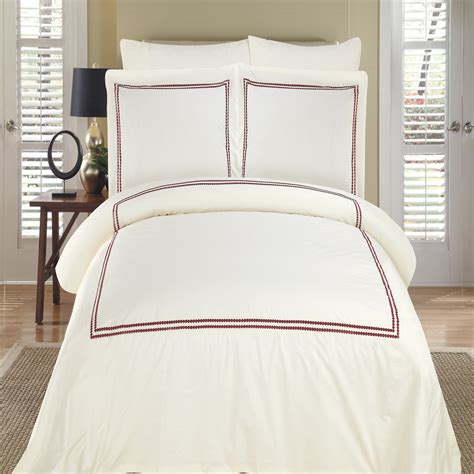 Maya Ivory And Burgundy Embroidered 100 Cotton 3 Piece Duvet Cover Set