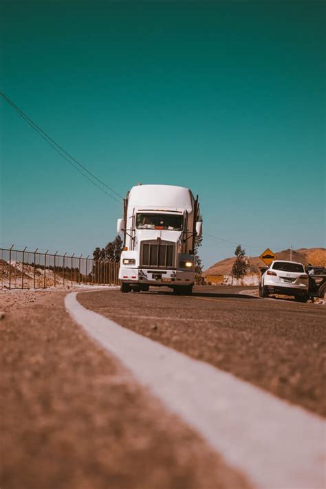 6 Safety Tips For Truck Driving In Hot Weather The Truckers Network