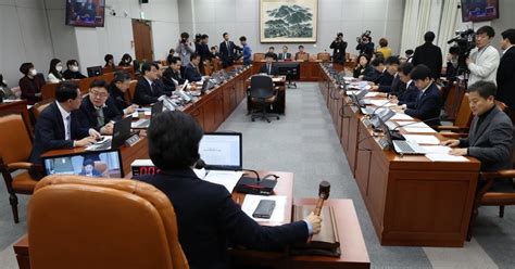 ‘위성정당 방지법 논의 또 빈손깜깜이 선거 되풀이
