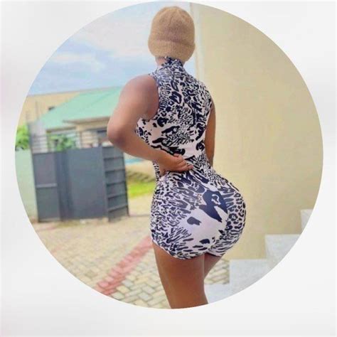 Amanda Mils Sixfhit Threads Say More