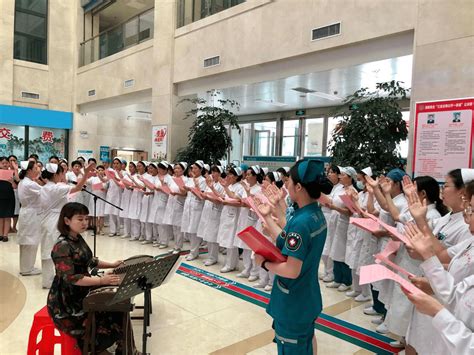 漯河市六院开展“玫瑰书香”女职工主题阅读活动丁洁