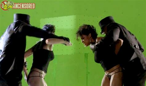 Naked Rosario Dawson In Sin City