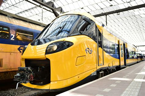 meer comfort in de trein nieuwe intercity ns zit in de laatste testfase max vakantieman
