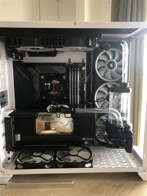 Lian Li PC 011D Rom Builds Gg