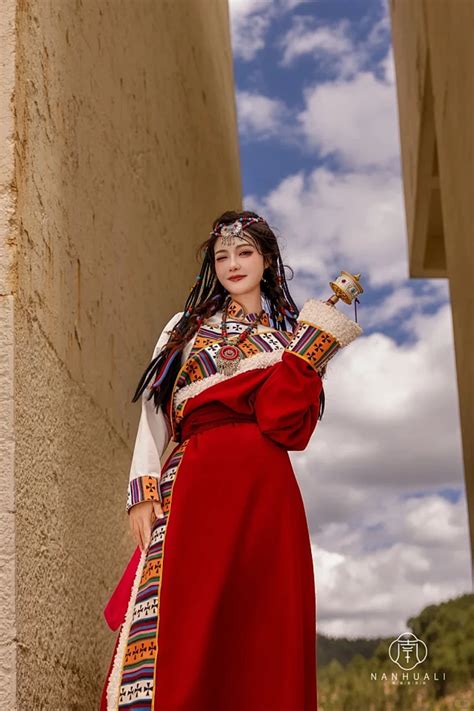 香格里拉松赞林寺写真感受神秘藏族氛围