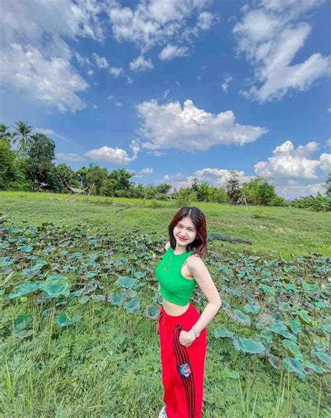 •គ្មានស្នេហា ទេសភាពហើយអូន១ណាស្អាតជាងបង Facebook