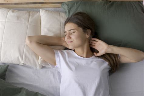 How To Sleep With A Stiff Neck Carl Todd Clinic