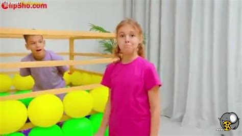 ویدیوی برنامه کودک فیلم وانیا و مانیا وانیا مانیا چالش جعبه بالن وانیا