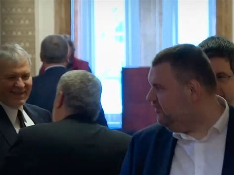 ГЕРБ започват разговори с Възраждане ДПС БСП и ИТН за правителство