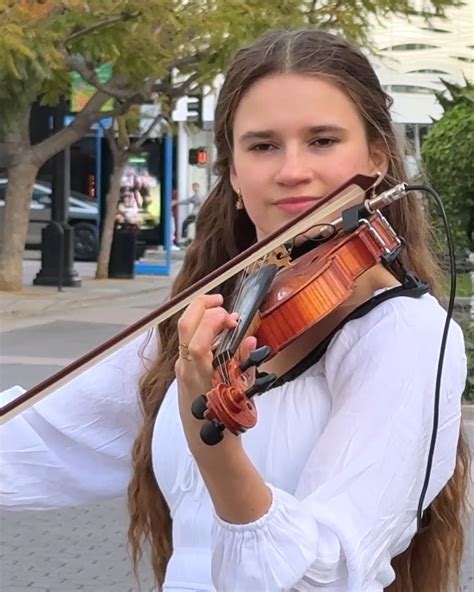 Karolina Protsenko Violin
