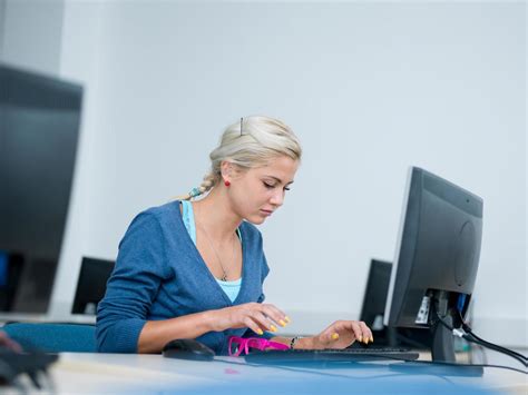 Babe Woman In Computer Lab Classroom Stock Photo At Vecteezy