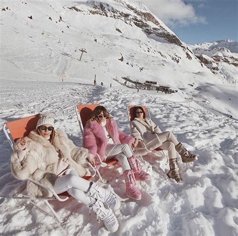 Pin By Pinner On Vibes Skiing Outfit Snow Trip Apres Ski Party