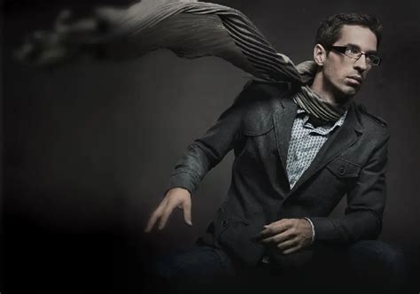 با کیفیت ترین عکس های مدل جذاب مرد خارجی برای چاپ بنر و پوستر