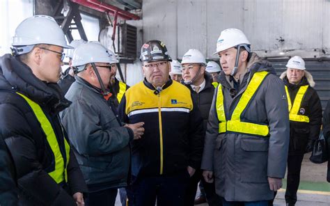 Дарханы төмөрлөгийн үйлдвэрийн үйл ажиллагаатай танилцлаа