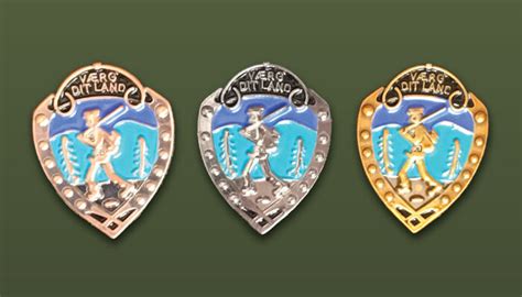 Norwegian Foot March Badge Military