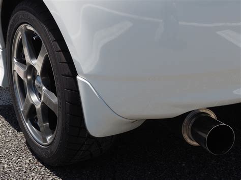 Toyota Corolla Runx Z Aero Tourer 6mt Zze123 For Sale — J Cars