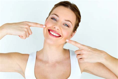 10 Tips To Get The Perfect Smile 1883 Magazine