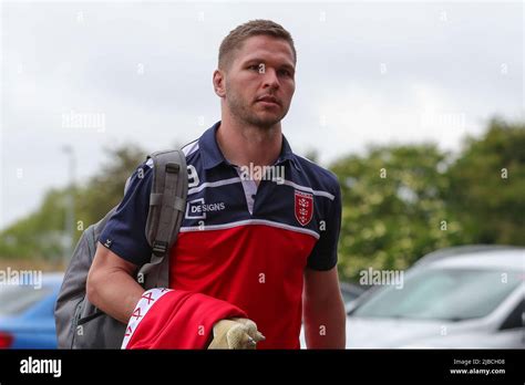 Matt Parcell 9 Of Hull Kr Arrives At The Sewell Group Craven Park