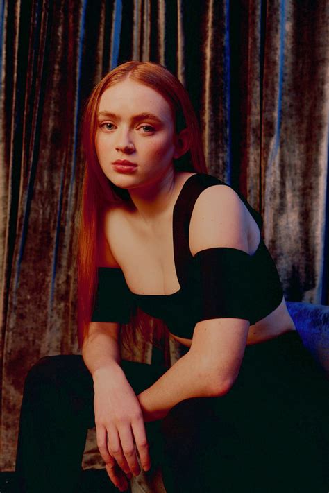 Sadie Sink Showing Some Cleavage Rsadiesinkgw