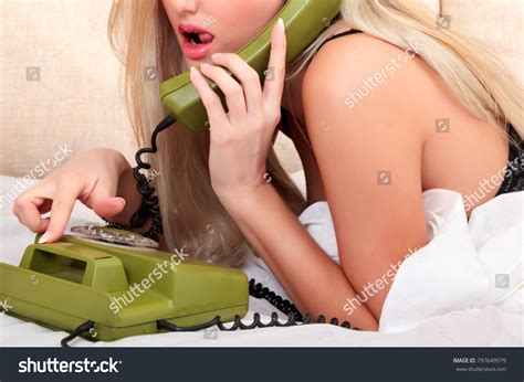 imágenes de Telephone sex Imágenes fotos y vectores de stock Shutterstock imágenes de Telephone sex Imágenes fotos y vectores de stock Shutterstock