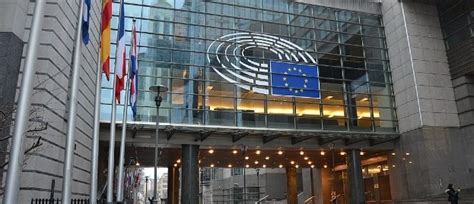 ЕС Временно споразумение за преразглеждане на директивата за емисиите