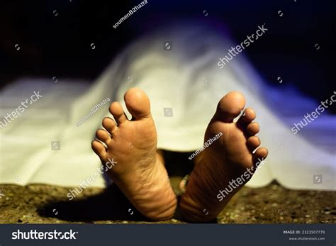 Dead Barefoot Maiden